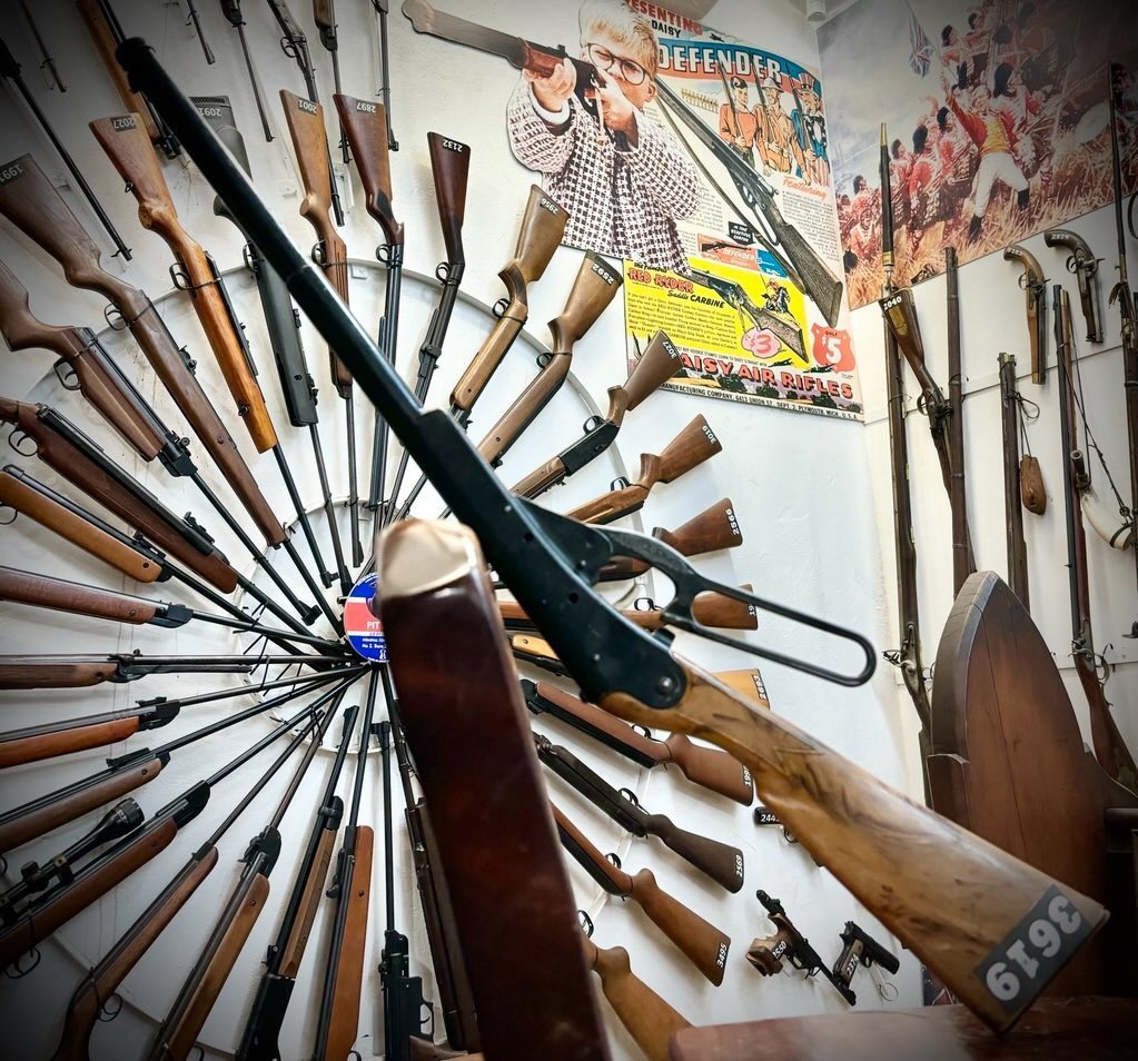 Daisy (the Red Ryder) – Owen Guns