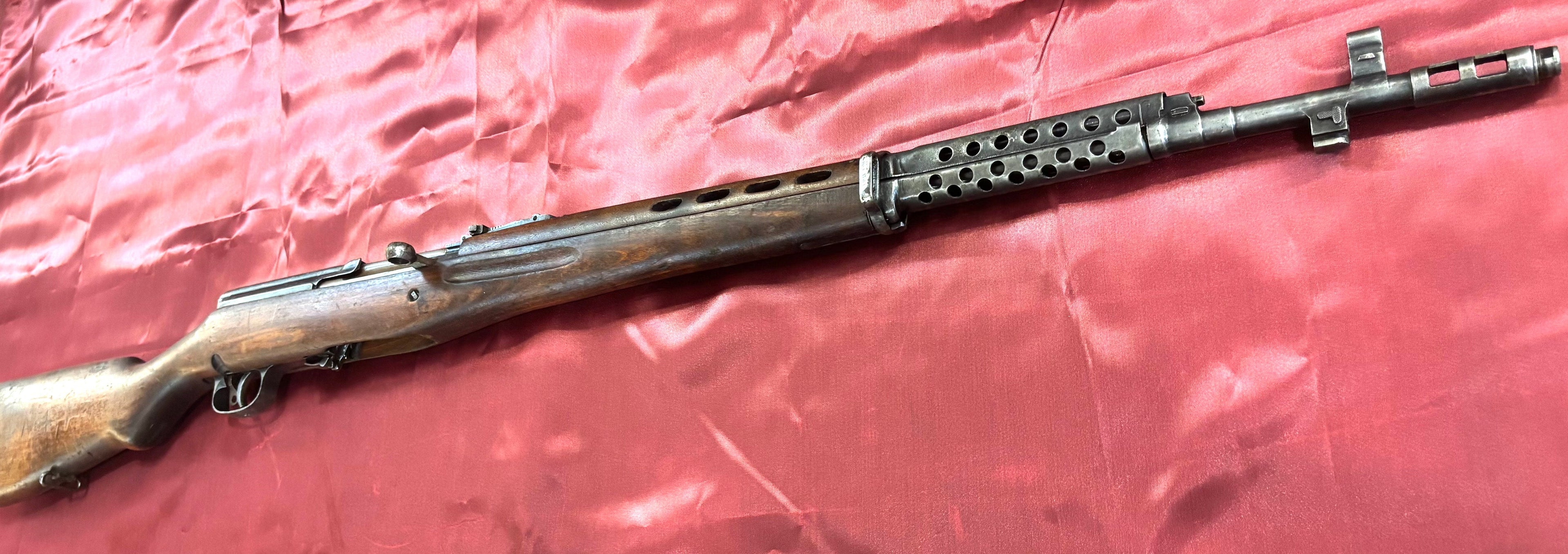 Soviet Tokarev SVT-40 – tagged "" – Owen Guns